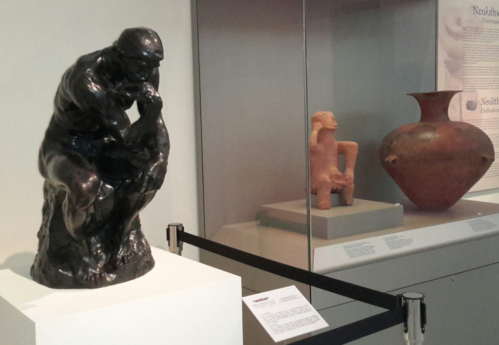 Ο “ΣΚΕΠΤΟΜΕΝΟΣ” ΤΟΥ RODIN ΔΙΠΛΑ ΣΤΟΝ “ΣΤΟΧΑΣΤΗ” ΤΟΥ ΕΘΝΙΚΟΥ ...